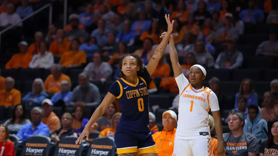 Robertson’s 10 Treys Fuel #15 Lady Vols To 1,500th Win – GreeneSportsZone